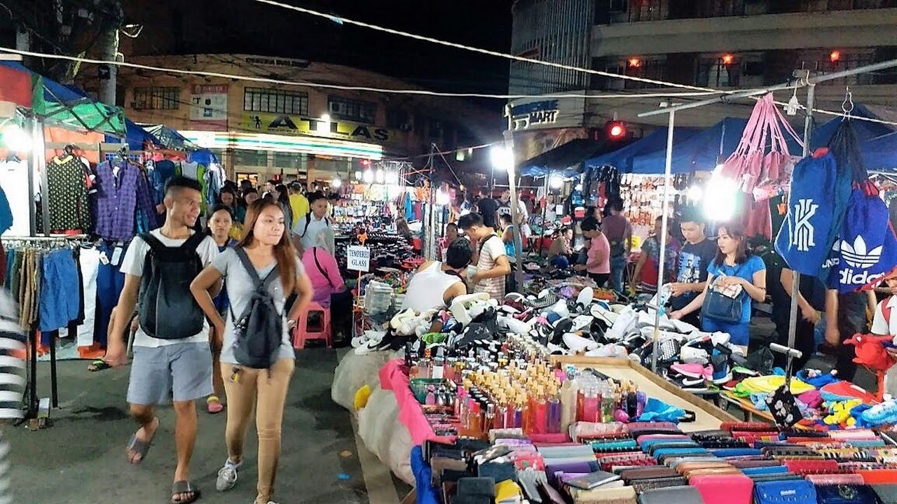 Philippines || Cebu || Night Bazaar - YouTube