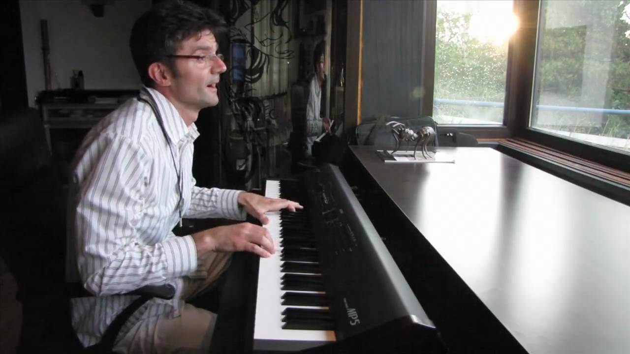 Performing Pour Gabrielle theme on the KAWAI MP5 stage piano - YouTube
