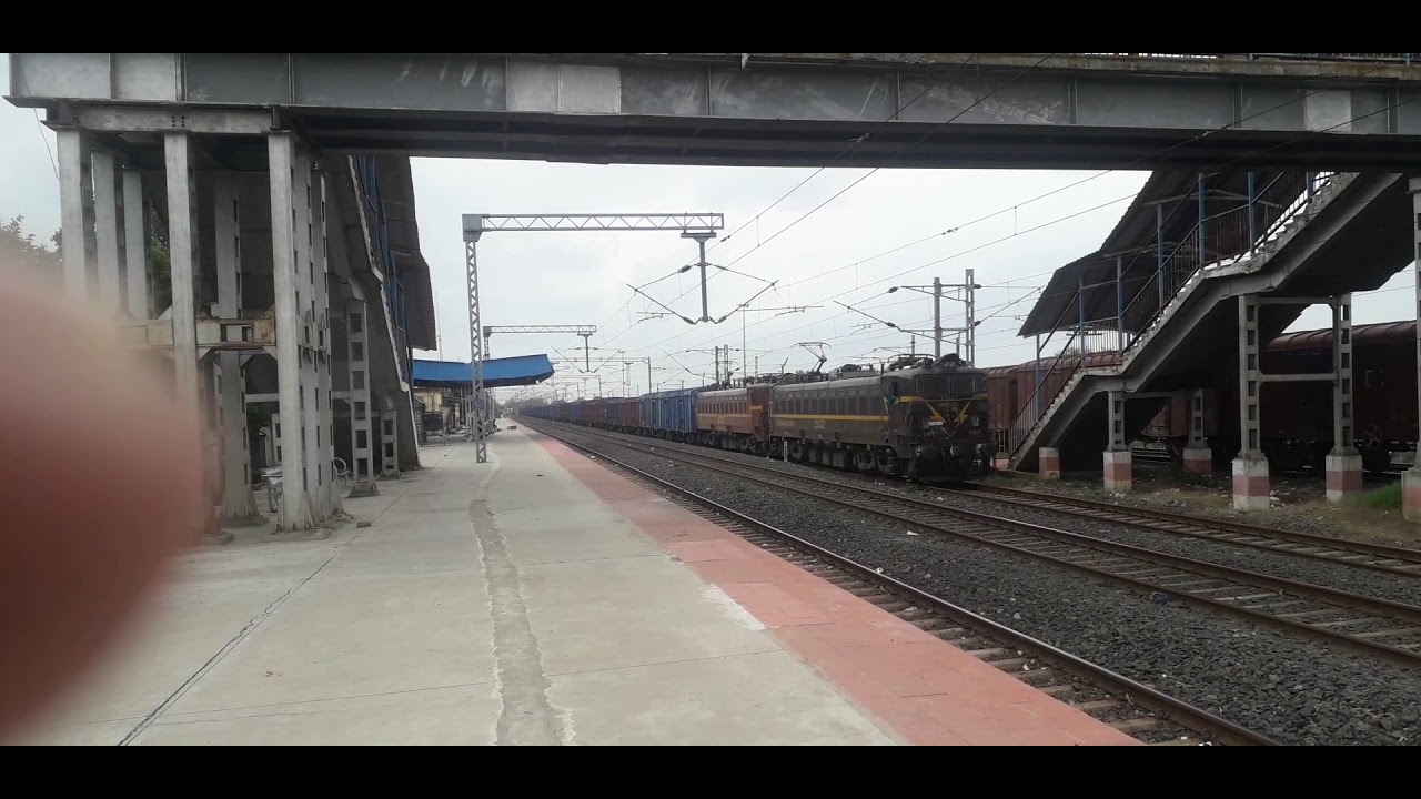 500 subscriber spl video of new katni junction wag5 twin with freight ...