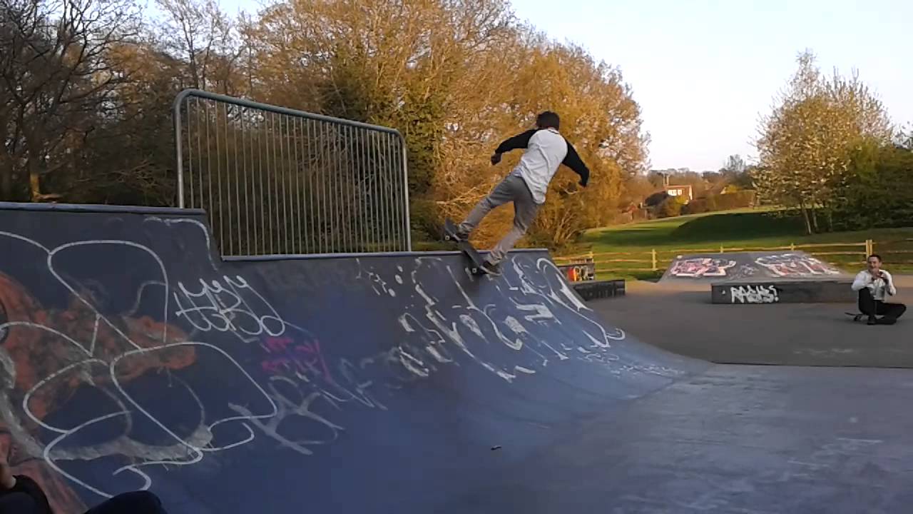 Mini ramp flip in - YouTube