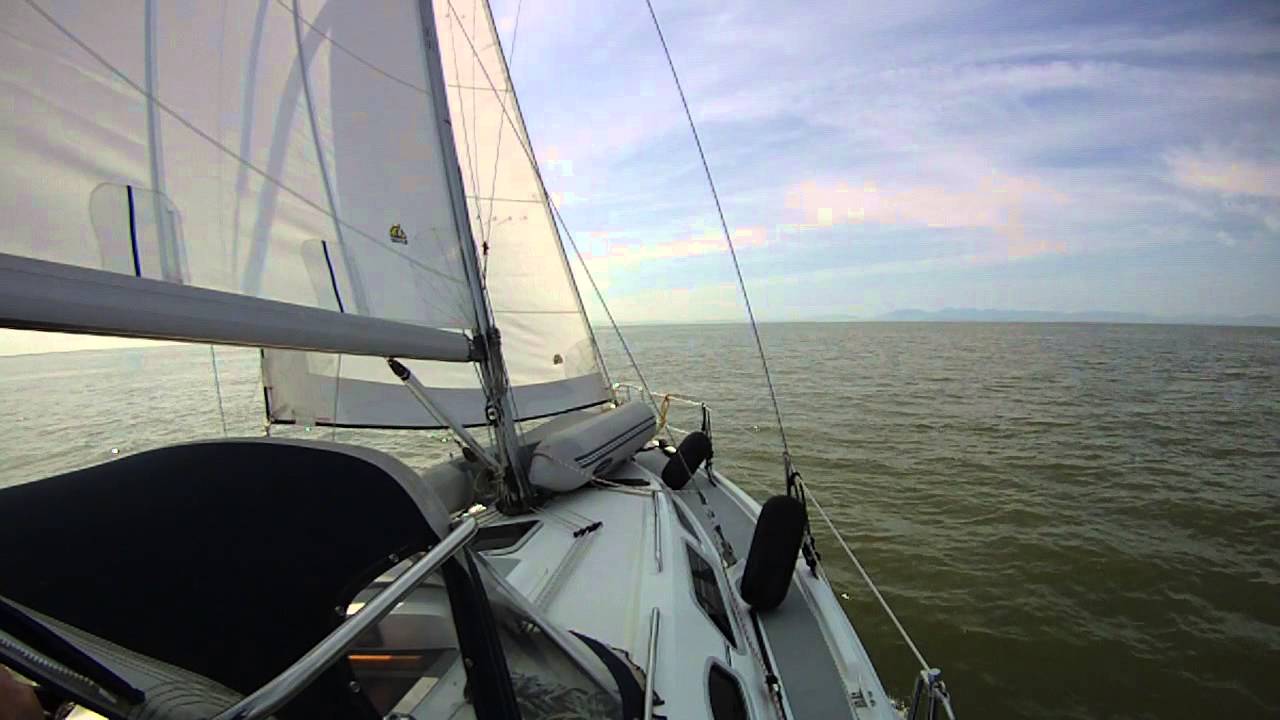 Sailing Georgia Strait - YouTube