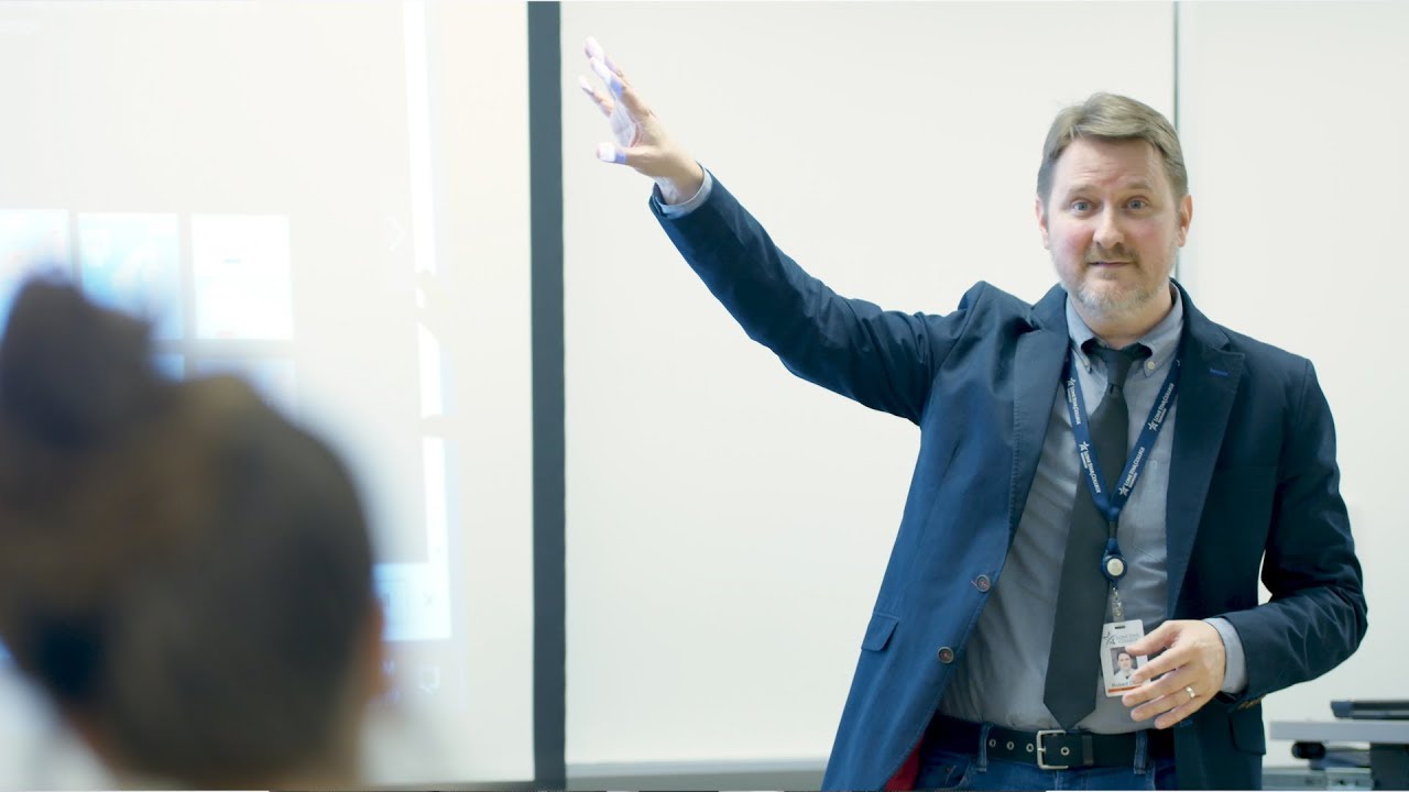 Faculty Excellence Award Winner: Professor Chris Davis - YouTube