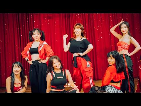 방송댄스 | 댄싱포에버 by 우정 에버라틴 - 보니따 -2025.06.20 - YouTube