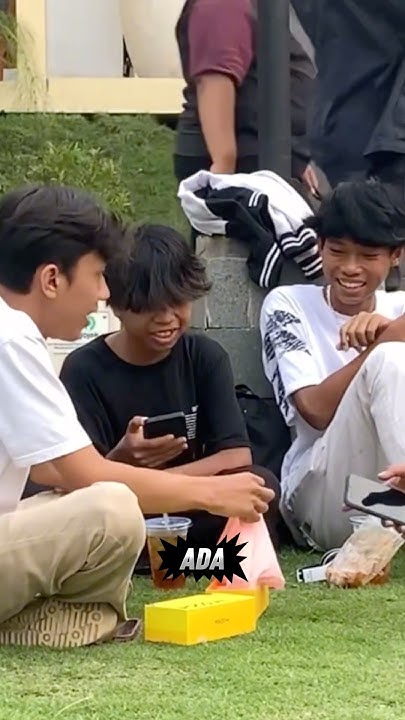 Prank cod ce depan oramg random #funnyprank #prank #kontenprank #prankbarbar #funny #comedy ...