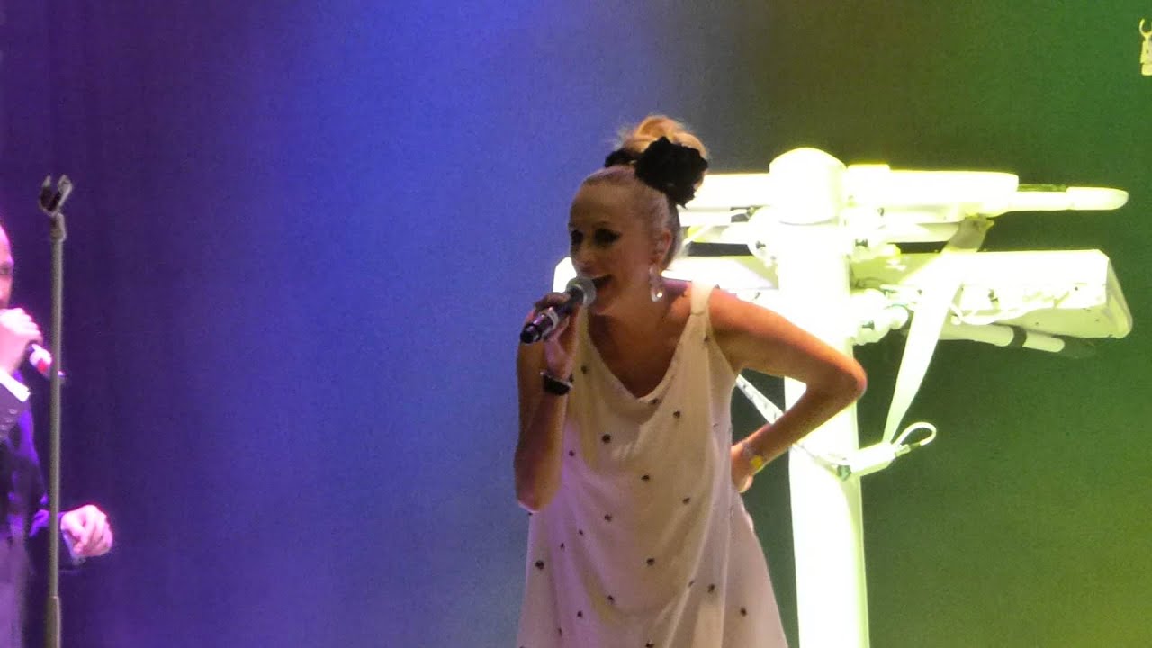 The Human League - (Keep Feeling) Fascination - V Festival 2014 - YouTube