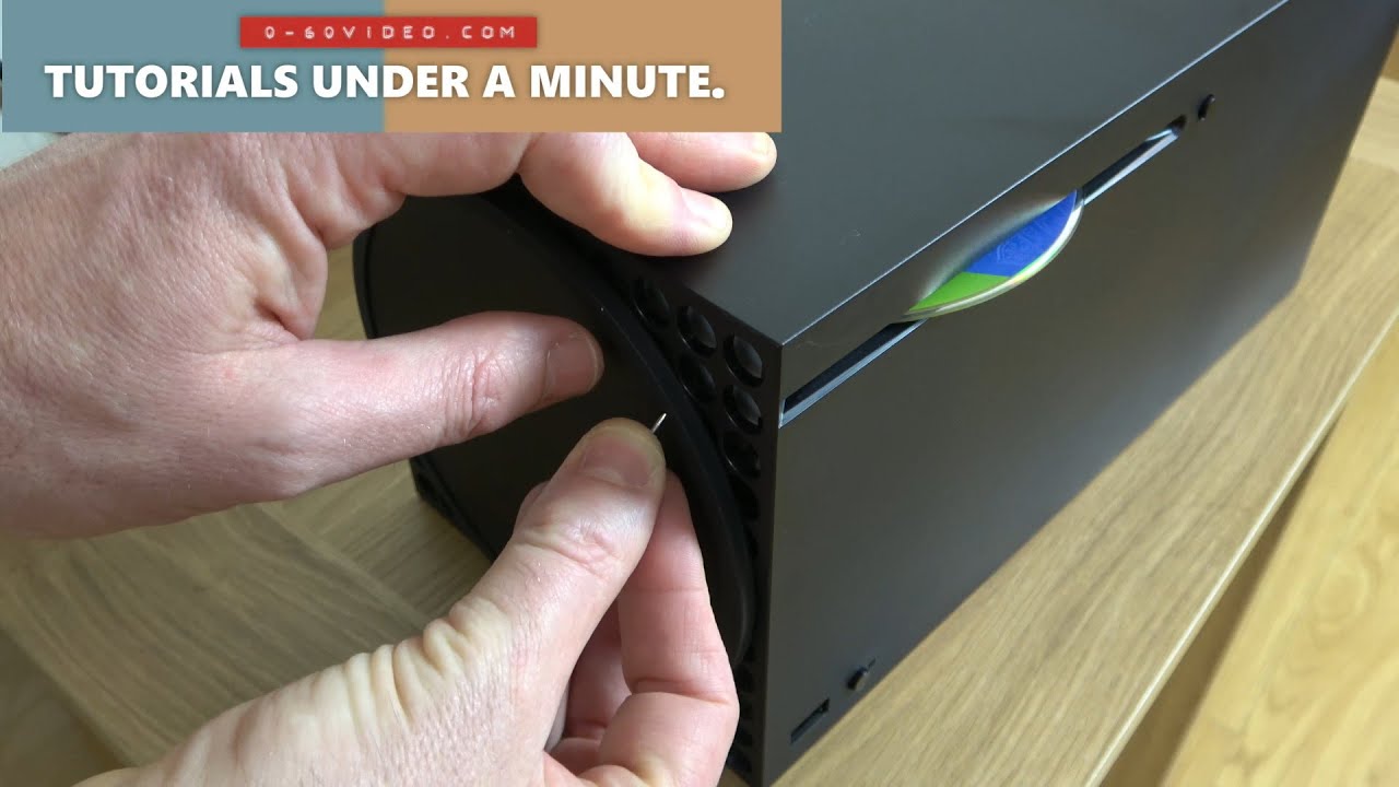 How To Manually REMOVE a STUCK GAME DISC on Xbox Series X - YouTube