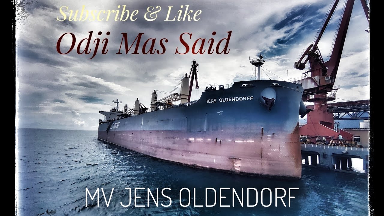 Proses Assist MV JENS OLDENDORFF keluar dermaga - YouTube