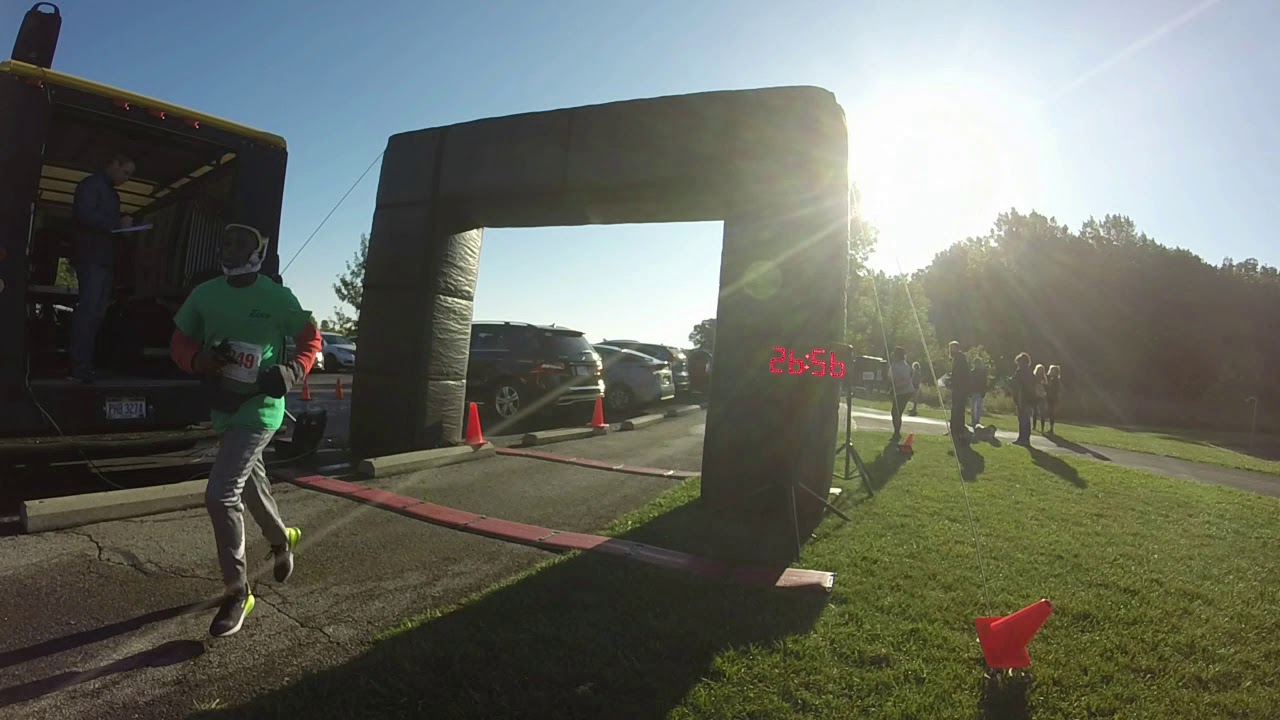 2019 Band on the Run 5K finish line - YouTube