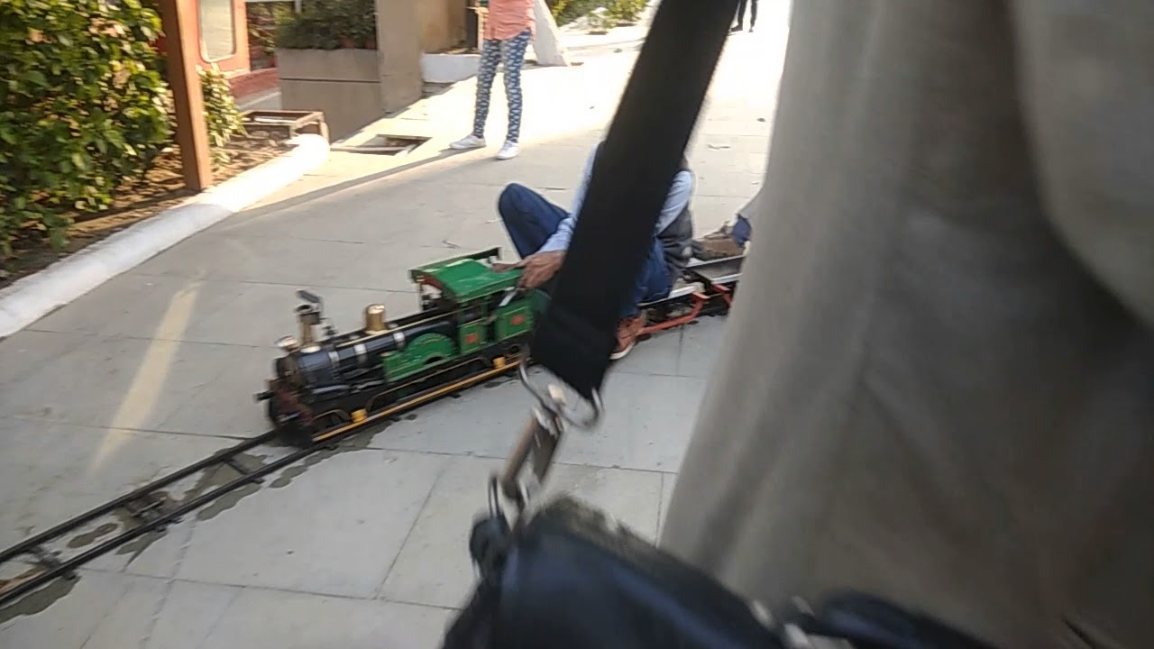 World smallest working steam locomotive - YouTube