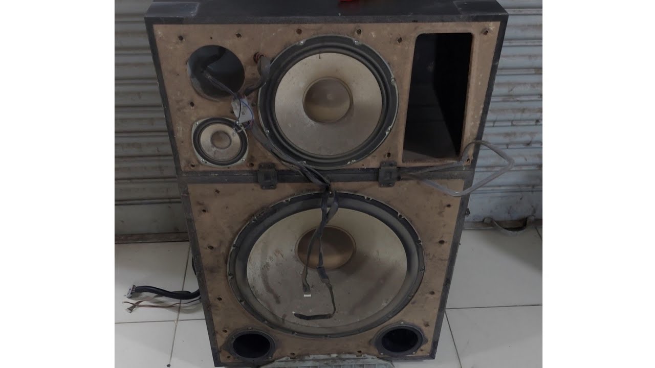 RESTORATION SONY SHAKE 100D. 52800 P.M.P.O WATTS. CALL FOR SERVICING ...