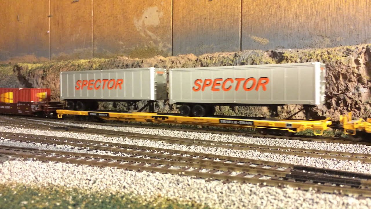 Marcusville Bachmann ES44AC #8102 NS Heritage - YouTube