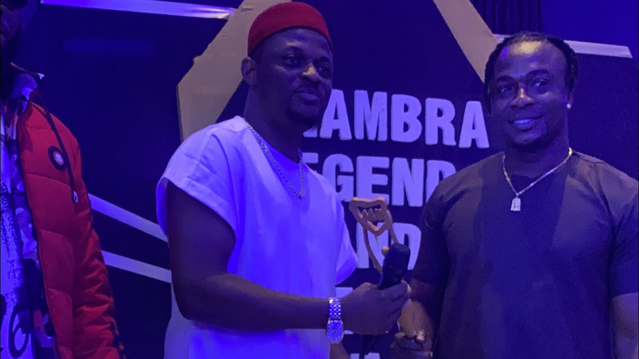 EJYK NWAMBA RECEIVES BEST INDIGENOUS ARTISTS OF THE YEAR AT ANAMBRA ...