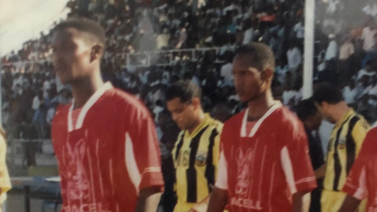 "MJUWE MATHIAS MULUMBA - MCHEZAJI WA KIPEKEE ALIYEWAHI KUTIKISA AKIWA ...