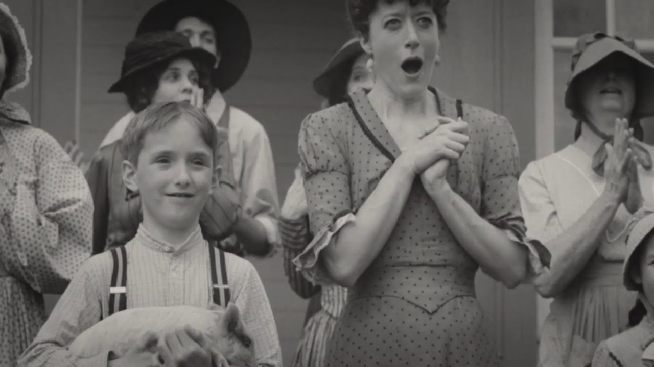 Watchmen Opening Cinema scene S1E1 - YouTube