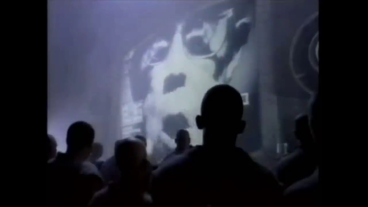 Apple 1984 Super Bowl Commercial Introducing Macintosh Computer - YouTube