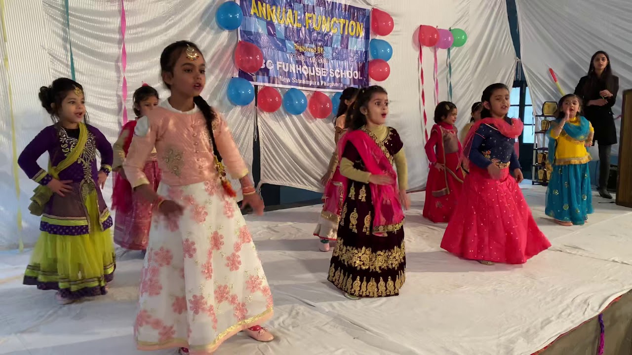 ABC FUN HOUSE FUNCTION 24.12.2019 dancing MANNAT SEERAT - YouTube