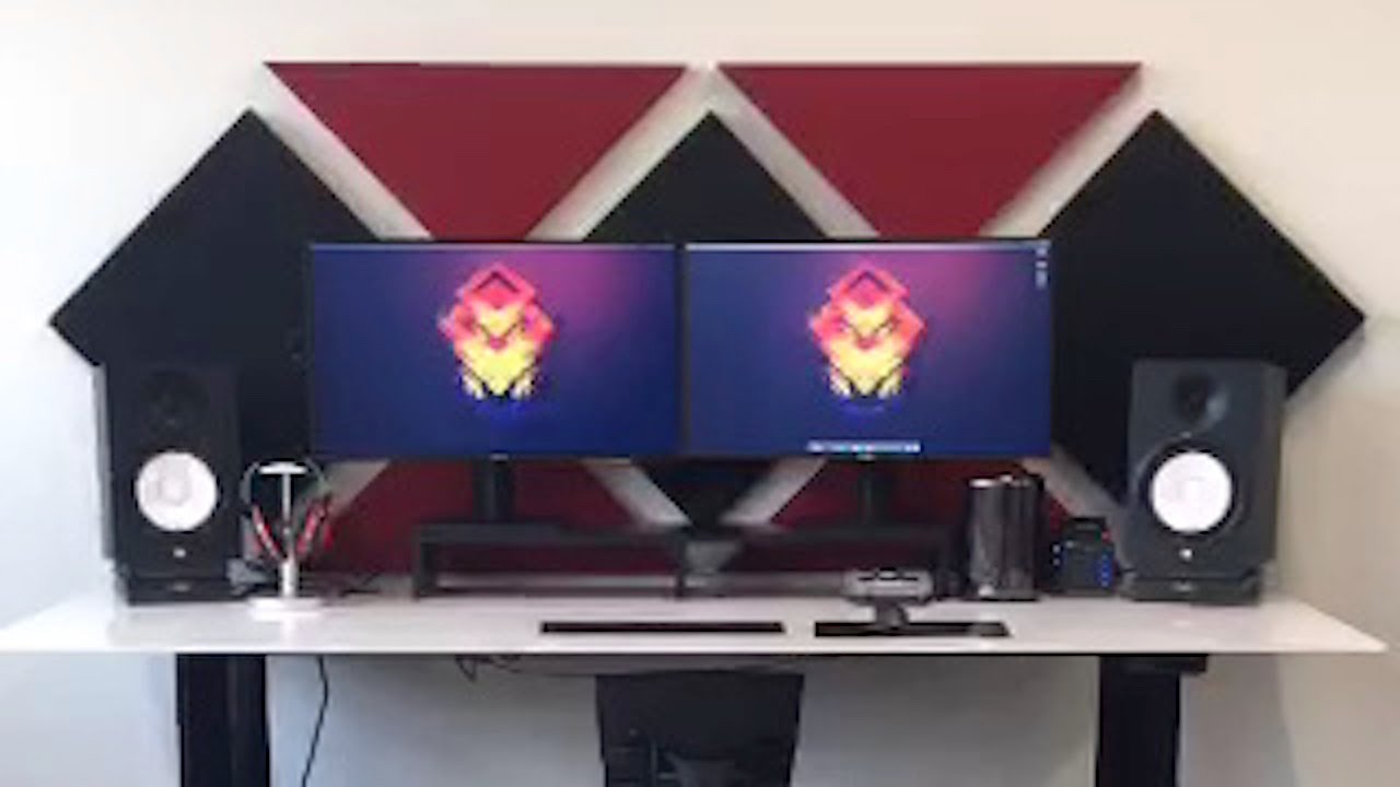 The MEGADESK | MKBHD - YouTube