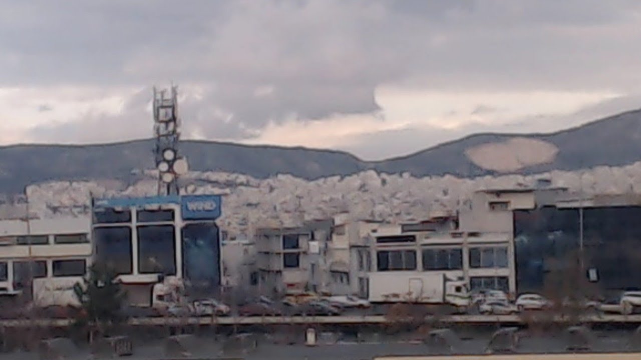 LIVE- Η ΚΙΝΗΣΗ ΣΤΗΝ ΕΘΝΙΚΗ ΑΘΗΝΩΝ -ΛΑΜΙΑΣ ΣΤΗ ΓΕΦΥΡΑ ΣΕΠΟΛΙΩΝ - YouTube