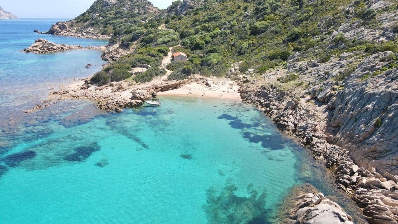 L'Avru Casa vacanze, San Teodoro, Italy - YouTube