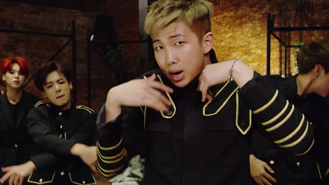 MV BTS방탄소년단 DOPE쩔어 - YouTube