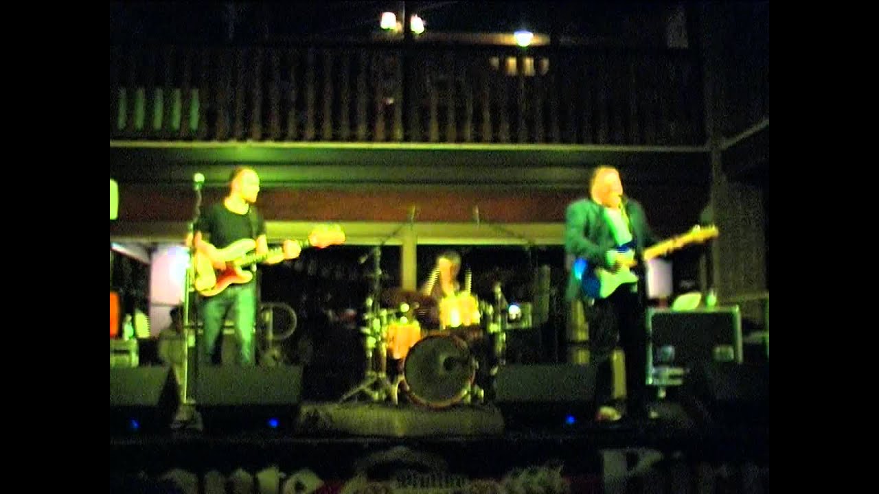 Razor Sharp - Danny Bryant @ Soundtracks Jazz&Blues Fest - YouTube