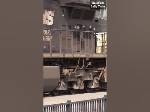 #shorts Manifest Train NS 4547 NS 8155 & NS 8081 DPU Locomotives Fostoria #trains - YouTube