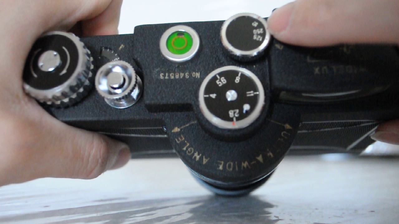 Sold out* Panon Widelux F7 35mm Panoramic in BOX - YouTube
