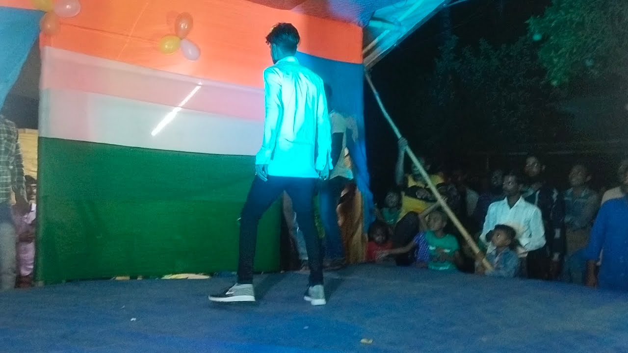 Agaya agaya new dance #subscribe #like - YouTube