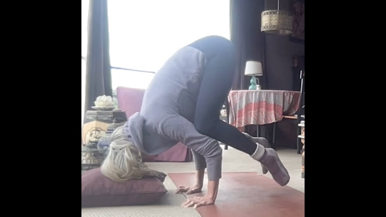 Frog forward 3 - YouTube