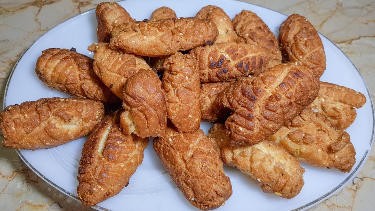 Tea Time Sweet Snack Muthian (Pakwan) Recipe - YouTube