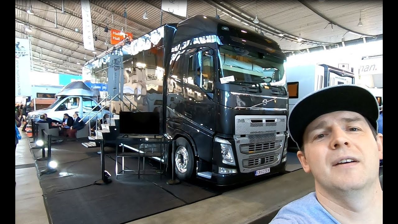 Volvo FH Liner Cruzzer extraordinary motorhome Moto GP Camping car ...