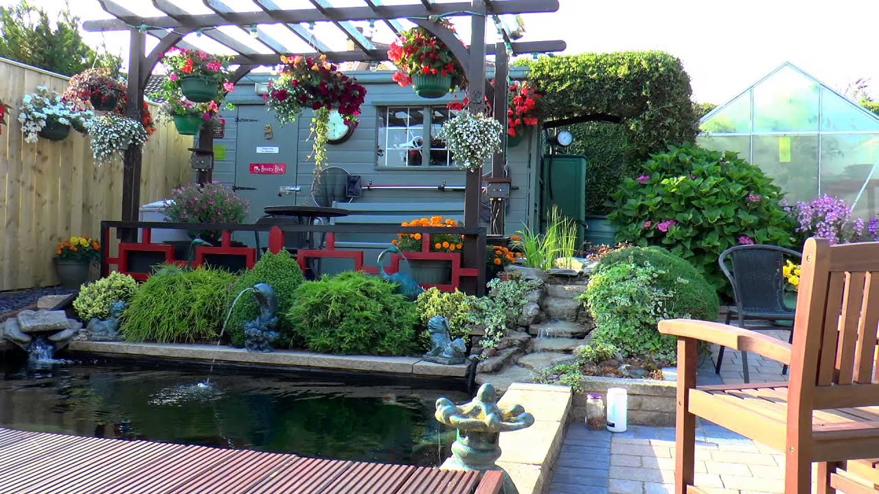 Dave`s Garden and Koi Carp August 2015 - YouTube