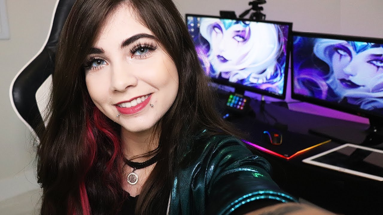 Por que eu sumi do Youtube? - Nicole Diretora - YouTube