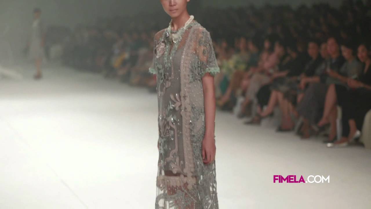 Biyan Women's Wear Collection Spring Summer 2016: Dream - YouTube