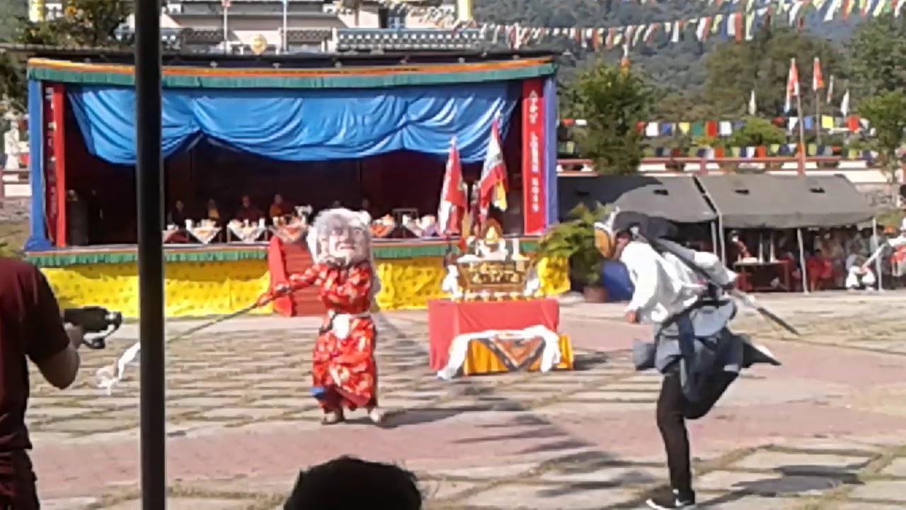 Tuting monastery losar festival - YouTube