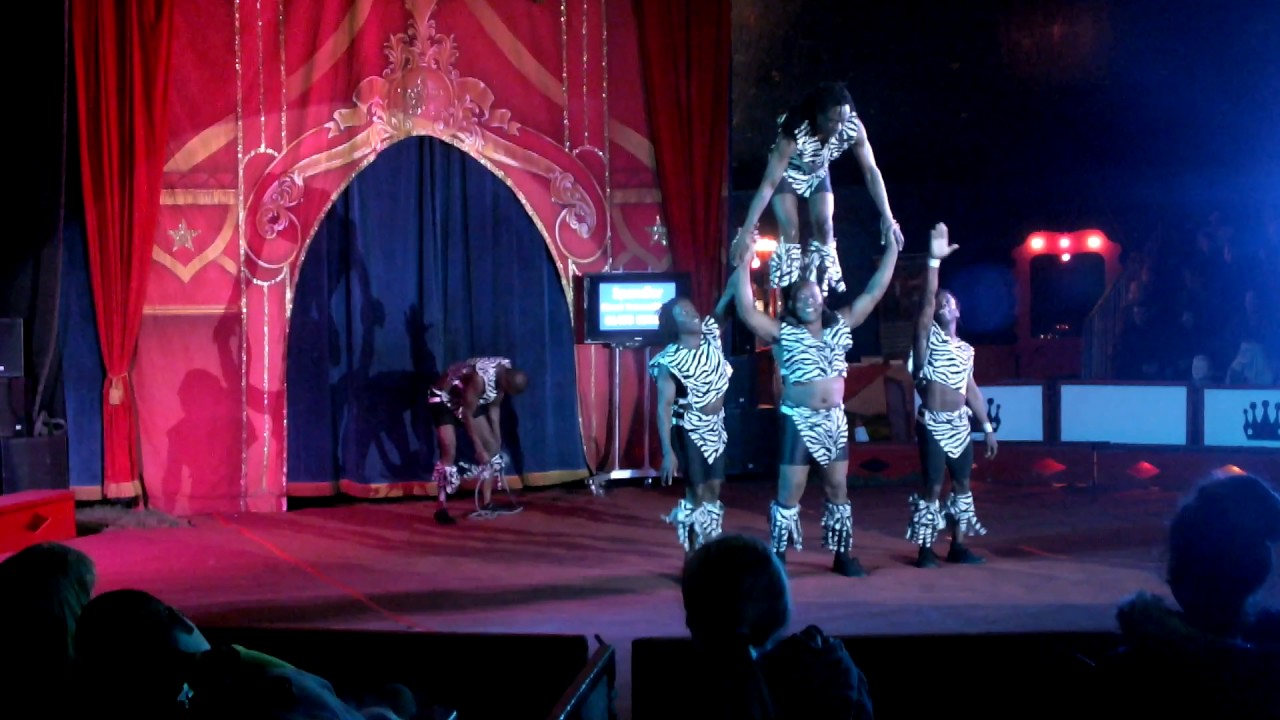 Circus pyramid dance - YouTube