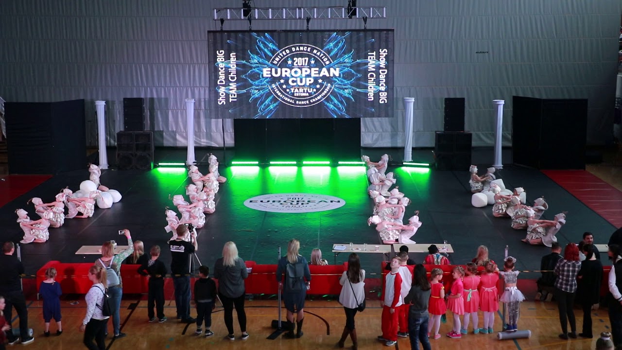 Children A | Show Dance Big Team Children | European Cup 2017 - YouTube