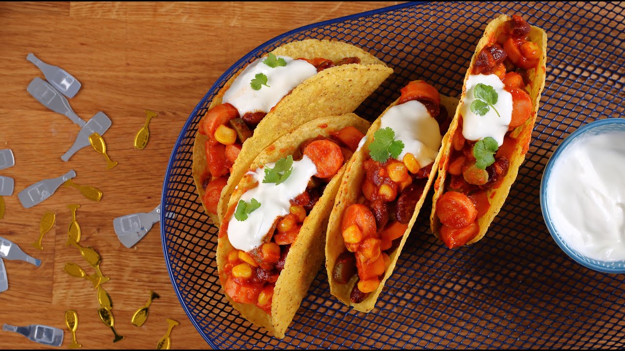 Szilveszteri virslis taco recept - YouTube