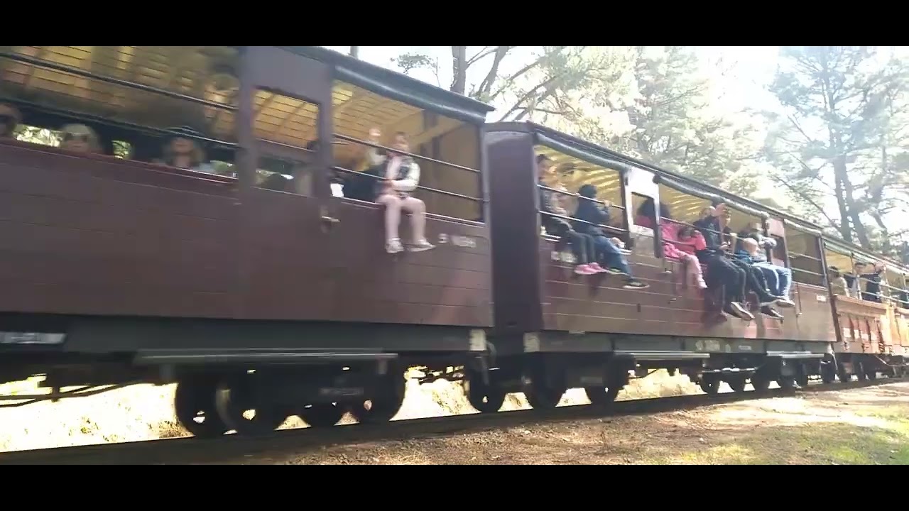 NGG16 129 passing through Nobelius - Puffing Billy - YouTube