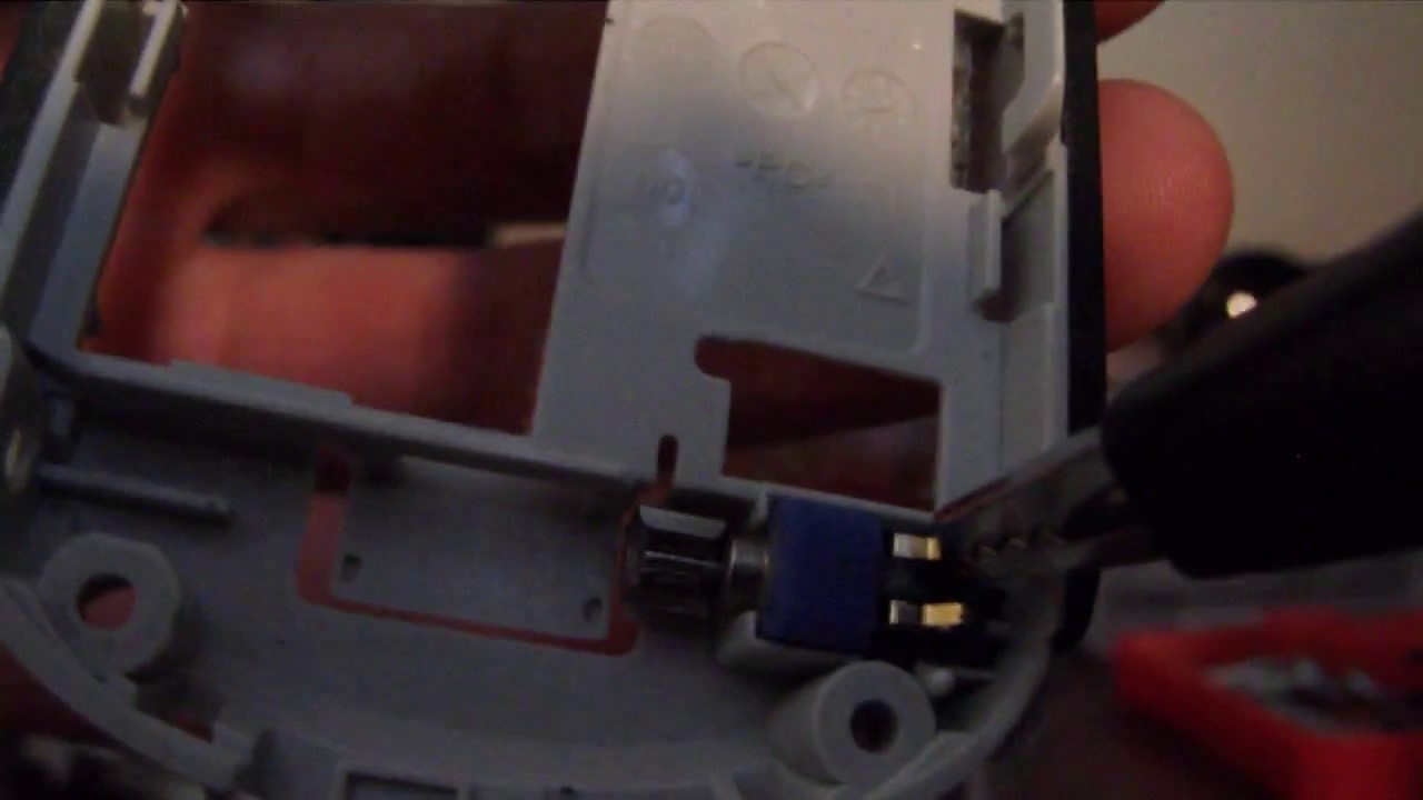How a Cell Phone Vibrates - YouTube