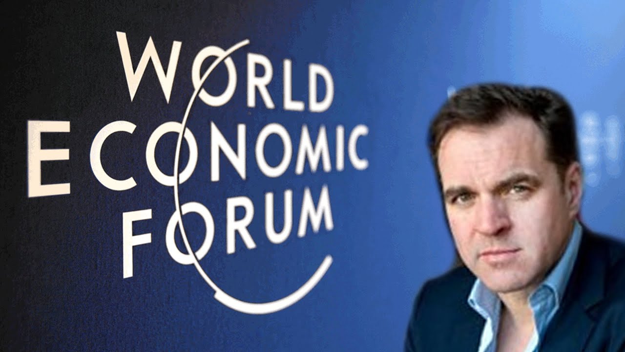 In conversation with Niall Ferguson | Davos Direct - YouTube
