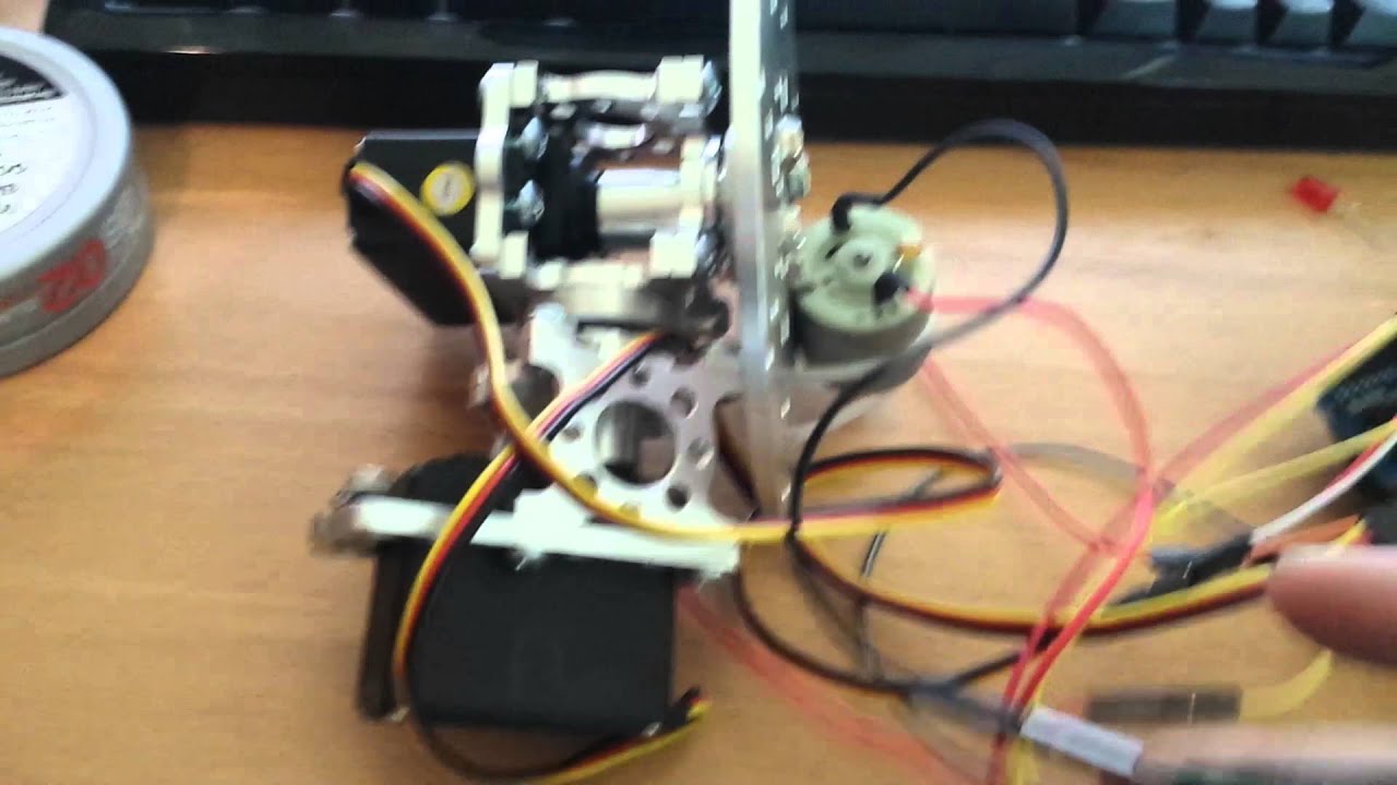 Robot arm for BB-8 - YouTube