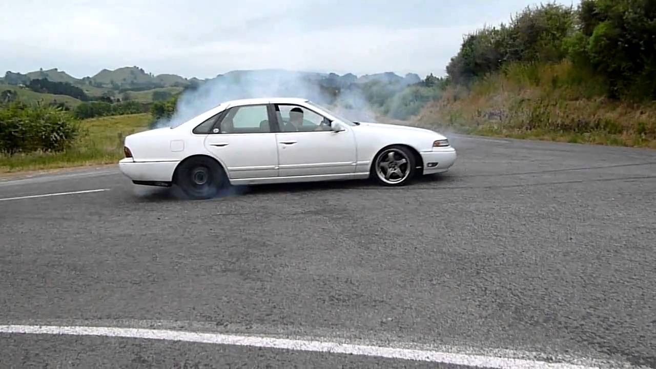 20det cefiro skid - YouTube