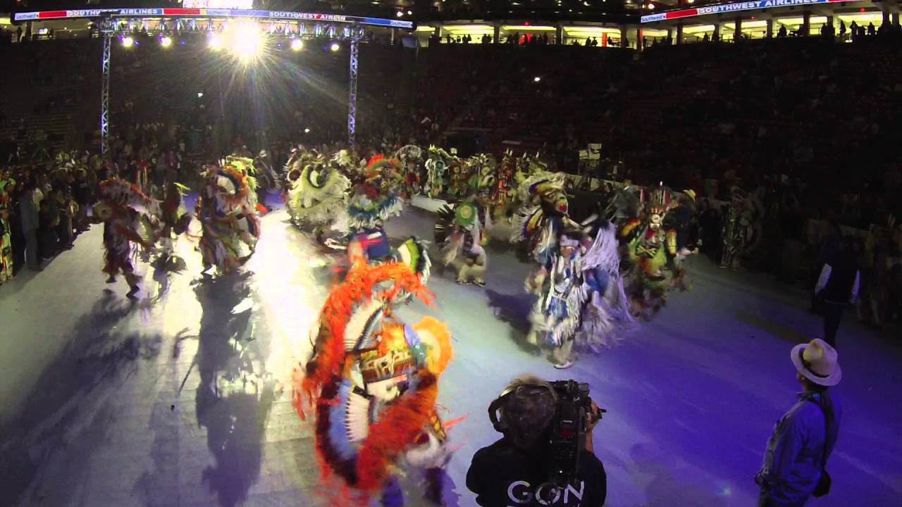 Spike Draper Memorial Group 1 @ Gathering of Nations 2016 - YouTube