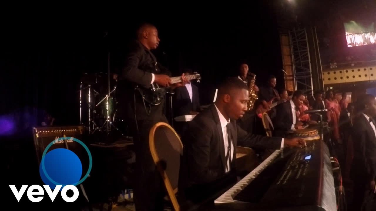 Zimpraise - Mweya Washe (Zimpraise-The Second Coming Live DVD) - YouTube
