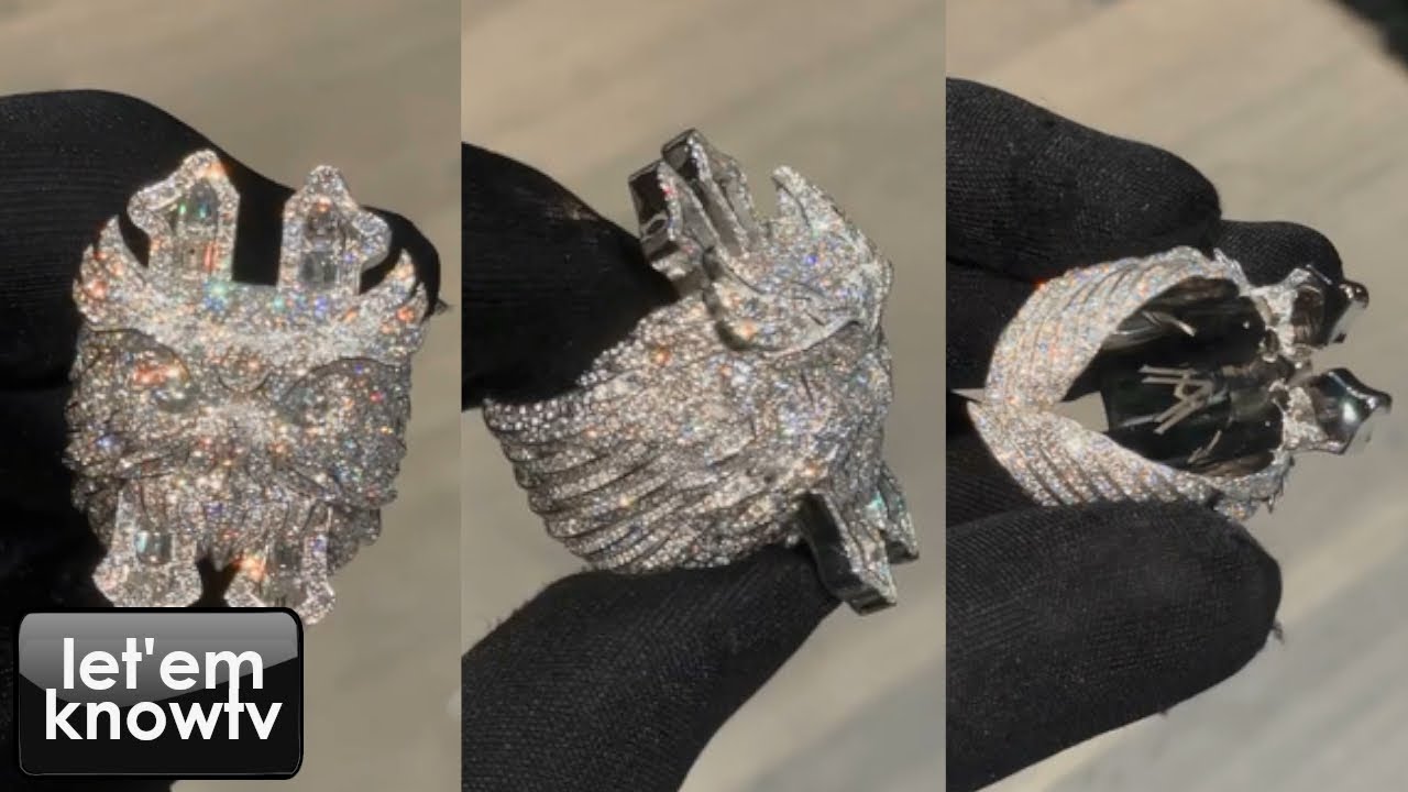 Drake Just Got A New Cray Diamond Ring From The Jeweler Alex Moss ...