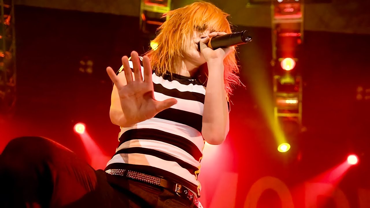 Paramore - Let The Flames Begin (Live from The Final RIOT!) - YouTube