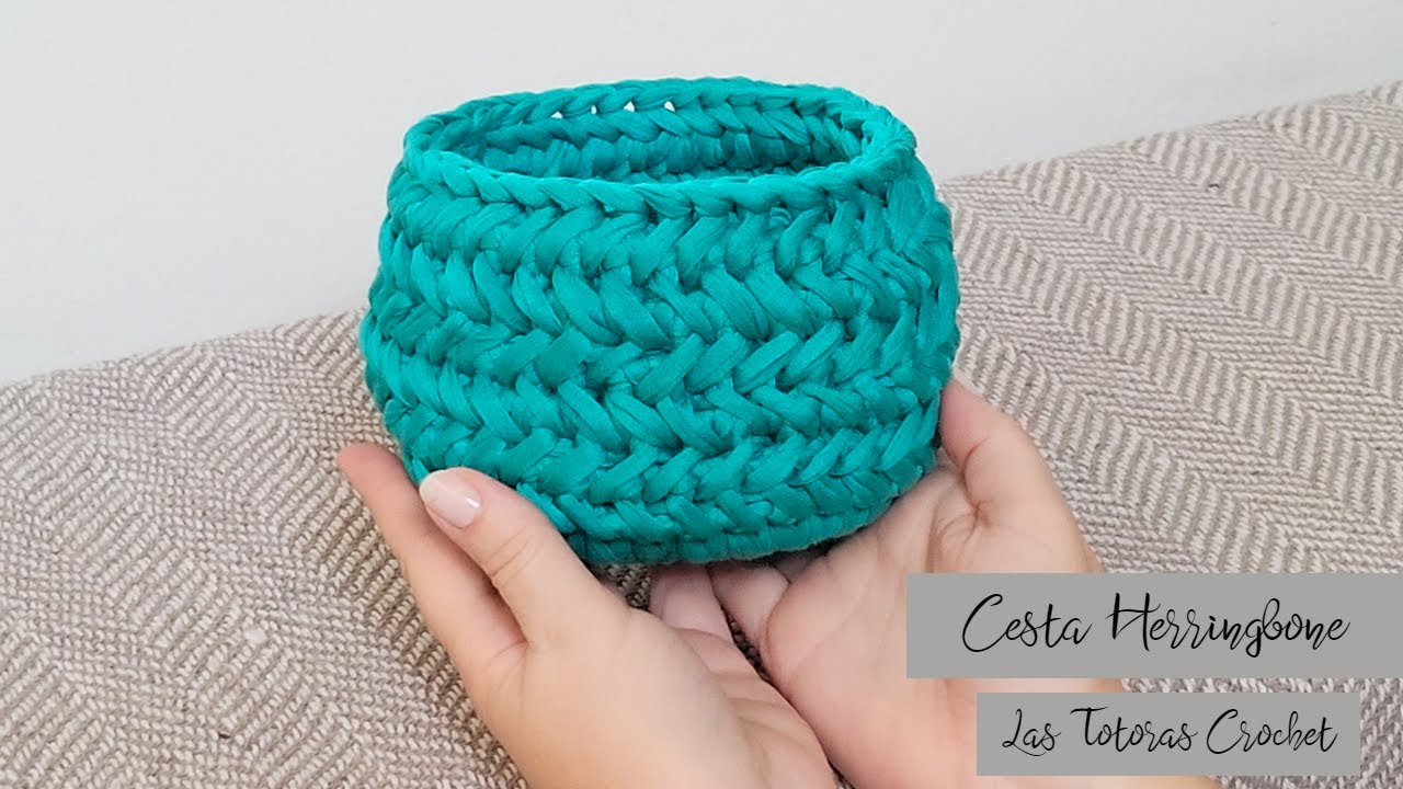 Cesta o canasto de trapillo en punto Herringbone/espina de pez #crochet ...