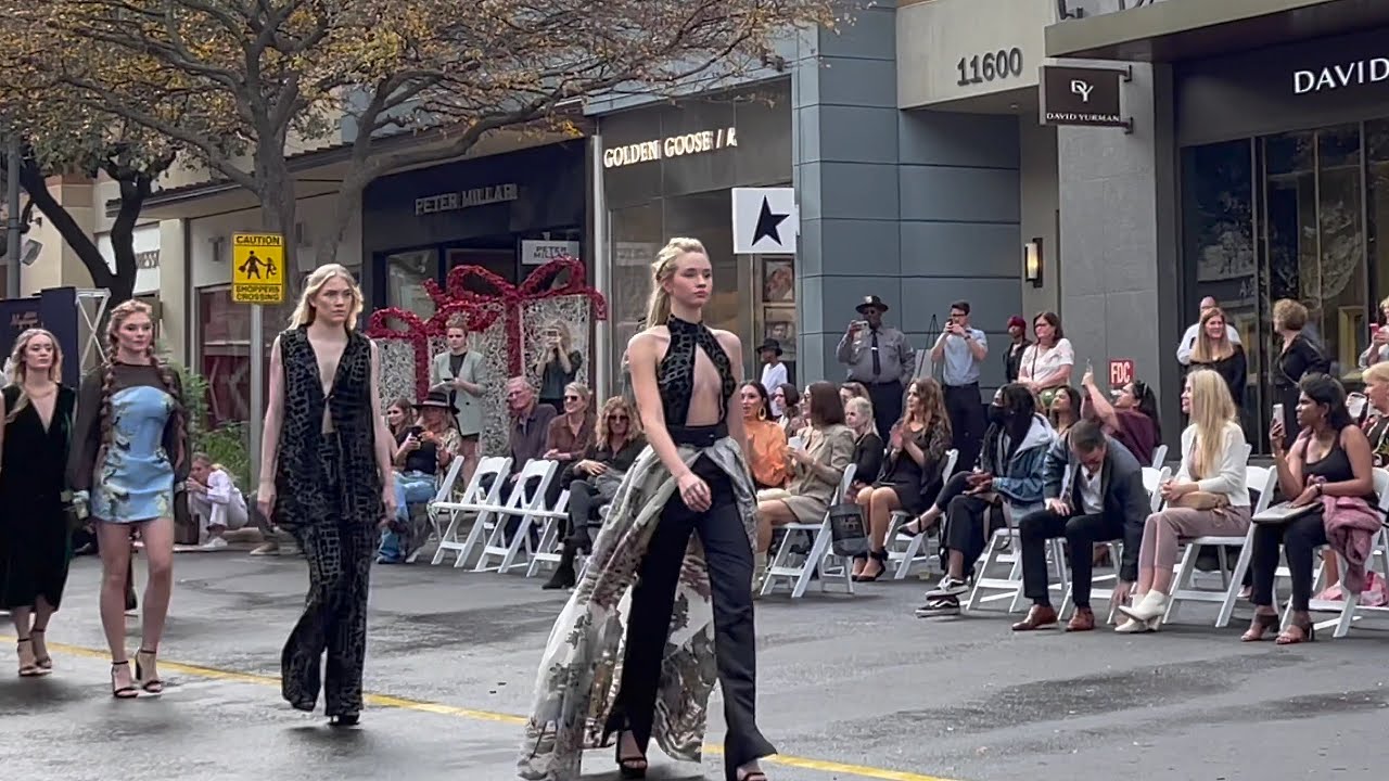 FASHION WEEK in 4k! Runway Show with SuperModels! (Austin Texas) - YouTube