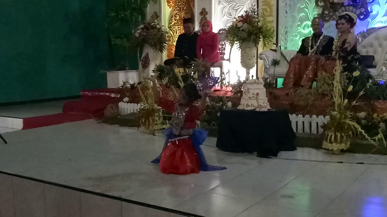 Tari Incling jangget - YouTube